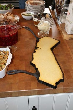 Cast Iron Skillets for Unusual Wall Decoration, Patriotic Decoration Idea