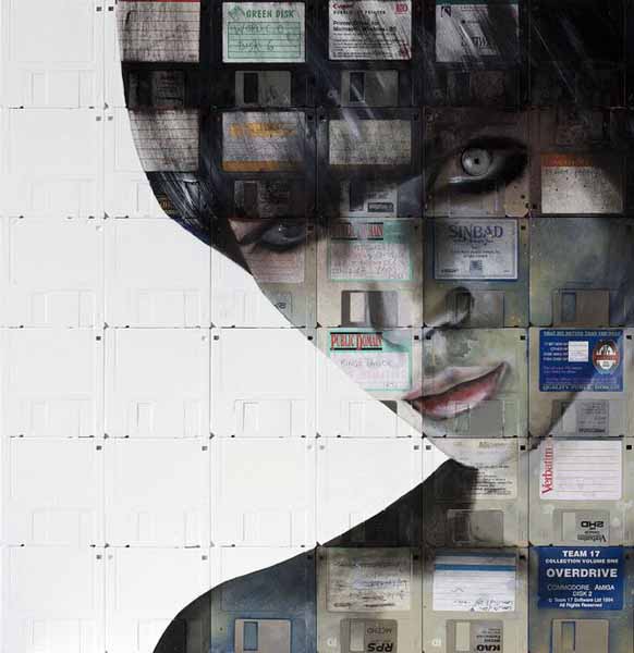 Recycling Old Floppy Disks for Amazing Art, Eco Gifts and Wall Decorations Recycling Old Floppy Disks for Amazing Art, Eco Gifts and Wall Decorations
