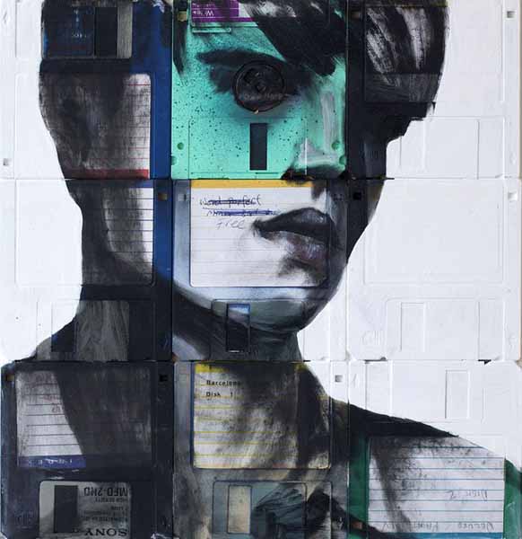 Recycling Old Floppy Disks for Amazing Art, Eco Gifts and Wall Decorations Recycling Old Floppy Disks for Amazing Art, Eco Gifts and Wall Decorations