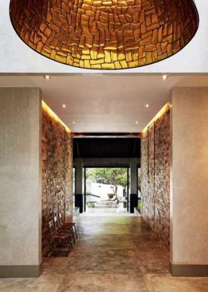Luxurious Architectural Interiors and Outdoor Living Spaces in Balinese ...