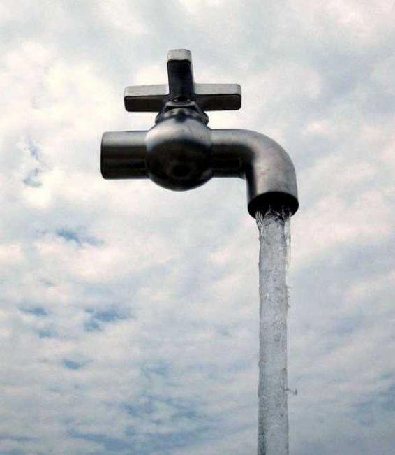Floating Water Tap Fountains Adding Magic Illusions and Creative ...