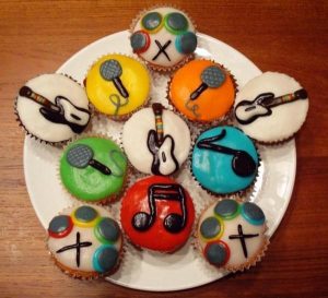Edible Decorations and Ideas for Music Themed Party, Table Decoration ...