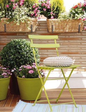 30 Modern Ideas for Outdoor Home Decorating with Flowers and Plants