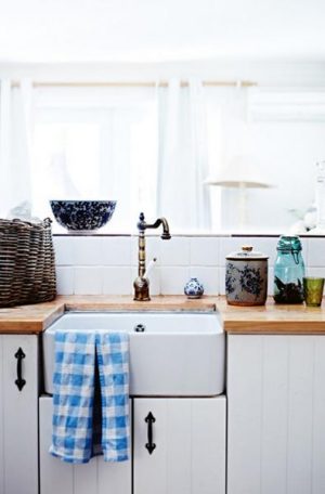 22 Unique Kitchen Sinks Personalizing Modern Kitchen Design with Shape ...