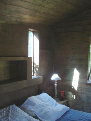 Spectacular Tree House Designs Offering Romantic and Intimate Living Spaces