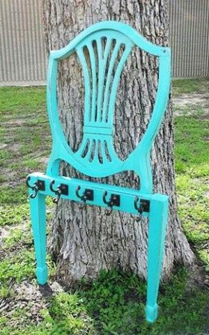 22 Creative Ways to Reuse and Recycle Old Chairs