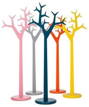 30 DIY Tree Coat Racks Personalizing Entryway Ideas with Inspiring Designs