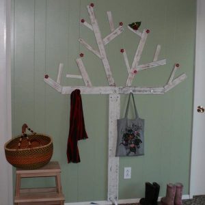 30 DIY Tree Coat Racks Personalizing Entryway Ideas with Inspiring Designs