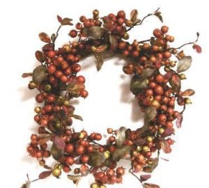 21 Gorgeous Wreaths with Fall Leaves Adding Texture to Home Decorating