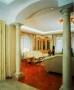 35 Modern Interior Design Ideas Incorporating Columns into Spacious ...