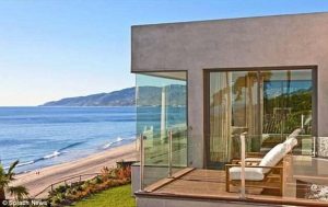 10 Benefits of Adding Large Energy Efficient Windows to Modern House ...