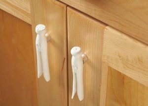 25 Recycling Ideas to Add Unusual Handmade Knobs and Pull Handles to ...