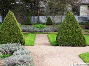 15 Attractive Garden Path Design Ideas and Yard Landscaping Tips