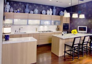 25 Beautiful Kitchen Decor Ideas Bringing Modern Wallpaper Patterns and ...