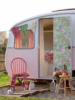 Space Saving Ideas Creating Functional Small Rooms in Tiny Homes on Wheels