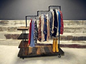 20 DIY Shelving Ideas, Racks and Wall Shelves Created with Metal Pipes ...