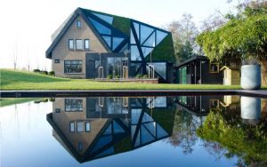 25 Triangular Window Designs Customizing Modern House Exterior and ...