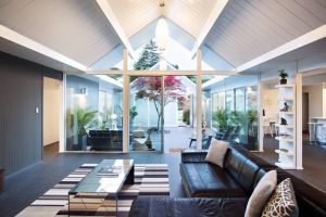 25 Triangular Window Designs Customizing Modern House Exterior and ...