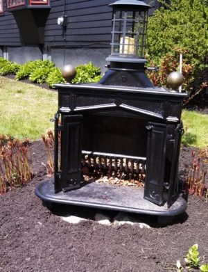 20 Ways to Reuse and Recycle Old Kitchen Stoves for Home Decorating