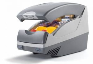 20 Mini Fridge Designs Students and Travelers Love