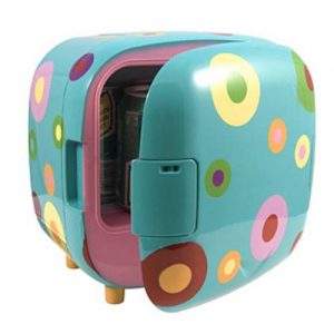 20 Mini Fridge Designs Students and Travelers Love