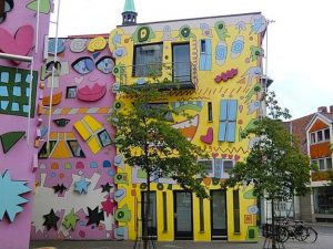 Happy Rizzi House Design with Colorful Wall Decorations in Pop Art Style