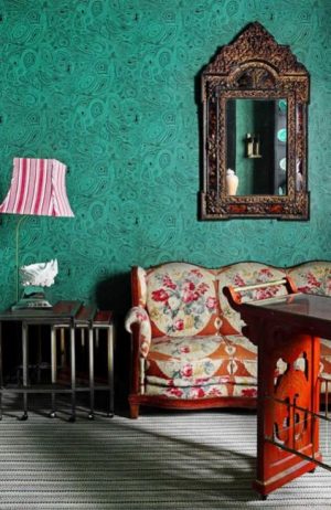 Green Wallpapers and Wall Paint Colors in Malachite Hues