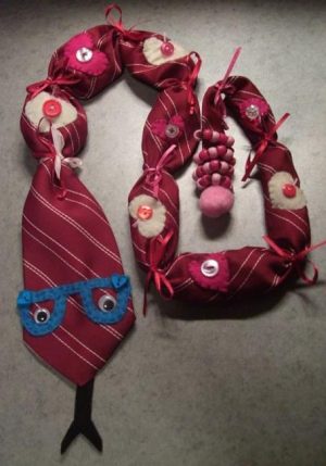 30 Home Decorating Ideas, DIY Designs to Reuse and Recycle Old Ties