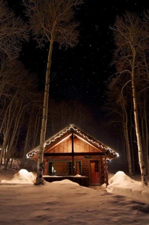 Beautiful Small Houses and Picture Perfect Winter Scenes