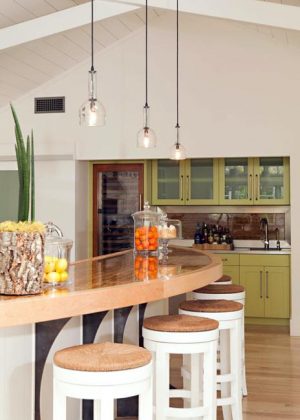 Peninsula Kitchen Designs with Integrated High Seating Areas and Bar ...