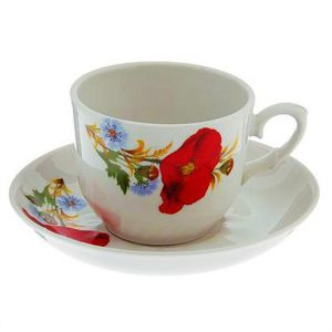 White Tableware with Red Poppies, Floral Designs to Jazz up Table ...