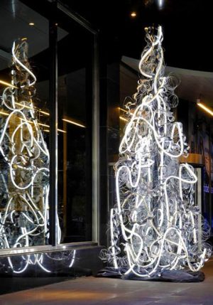 Modern Ideas and Design Styles for Christmas Tree Decorating