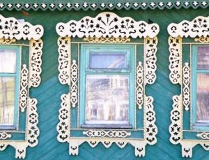 Fabulous Carved Wood Window Decorations, Traditional Russian House Designs