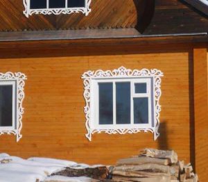 Fabulous Carved Wood Window Decorations, Traditional Russian House Designs