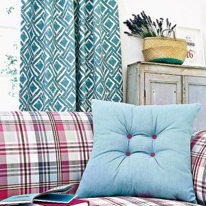 How to Use and Combine Textiles and Fabric Prints in Modern Interiors