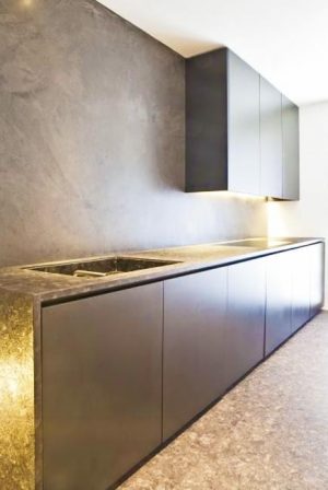 Bronze and Golden Accents Giving Modern Kitchen Designs the Wow Factor