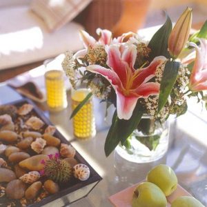 Design Ideas for Elegantly Simple Table Decorations and Centerpieces ...