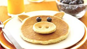 Playful Piglets, Edible Decorations for Your Creative Party Table