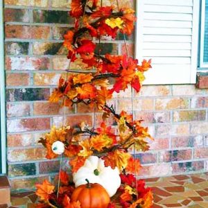 Spectacular Fall Decorations and Yard Installations Created with ...