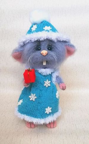 Mice Christmas Tree Decorations, Fairy Tale Themed Christmas Ideas