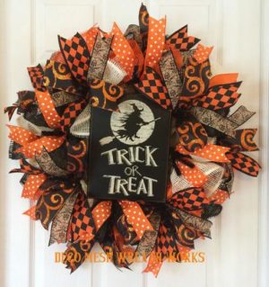 Door Wreaths, Fun Craft Ideas to Make Essential Halloween Decorations