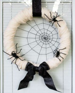 Door Wreaths, Fun Craft Ideas to Make Essential Halloween Decorations