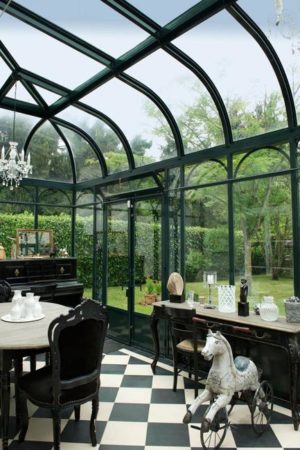 Glass Dining Room Designs, Sunrooms Bringing the Outdoors into Home ...