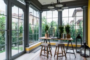 Glass Dining Room Designs, Sunrooms Bringing the Outdoors into Home ...