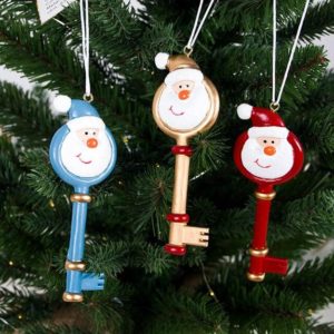 Creative Recycling, Crafts Turning Old Keys into Handmade Christmas ...