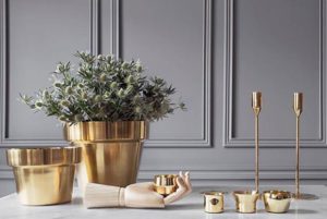 Classy Brass Accents, Modern Interior Design Trends 2021