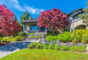 Beautiful Driveways Designs and Landscaping Ideas to Create Good First ...