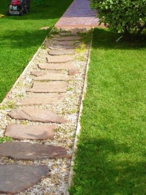 55 Stone Garden Paths, Straight and Shapely Walkway Design Ideas
