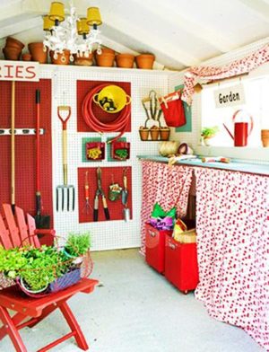 50 Festive Summer Ideas for Outdoor Home Decorating in Red and White Colors