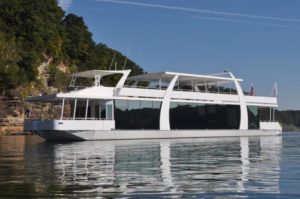 Contemporary Floating Homes Offering Unique Green Living in Waterfront ...